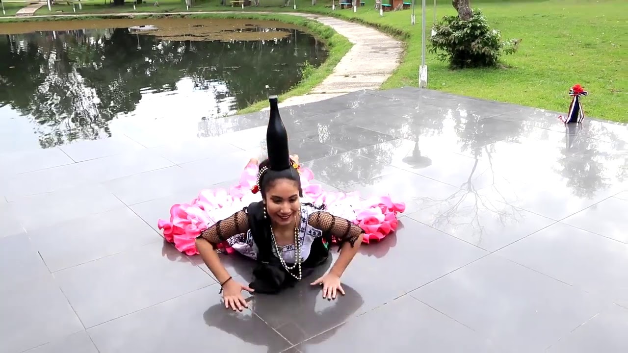 LIA ROJAS - DANZA DE LA BOTELLA - DANZA PARAGUAYA PROYECCIÓN - EMD SAN ...