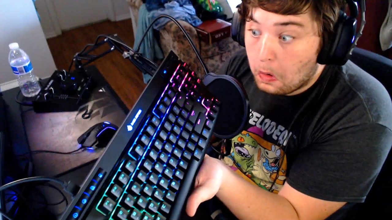 Magic Refiner MK17 Mechanical Keyboard Review and Unboxing!! The Best ...