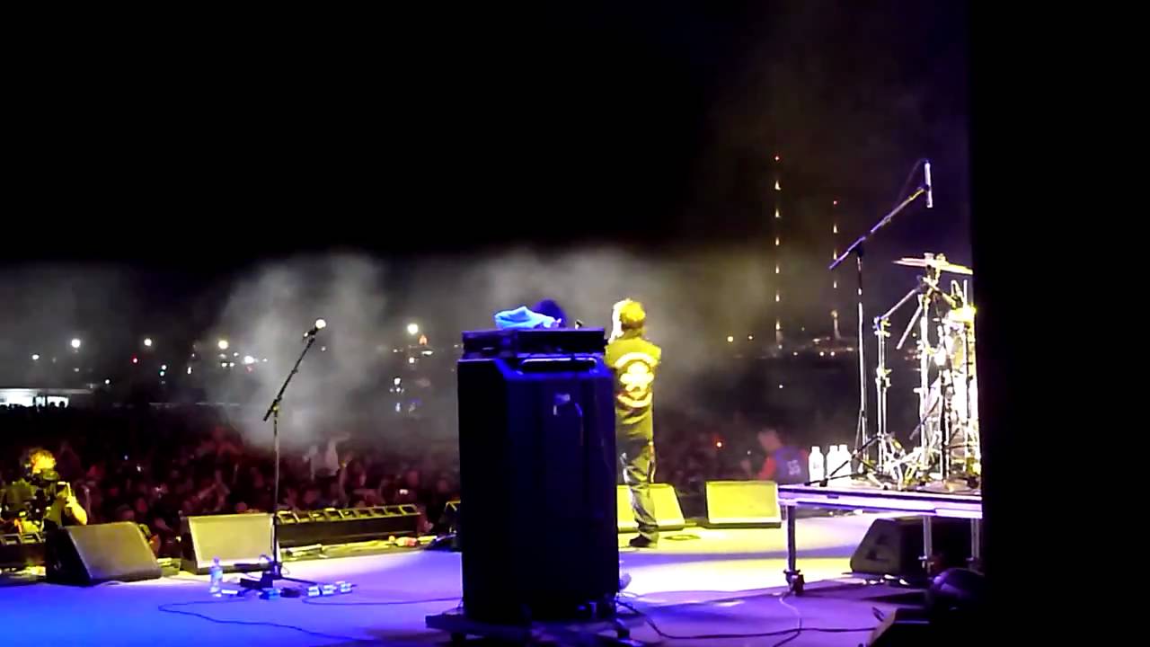 Noiseworks - Touch (live) - YouTube