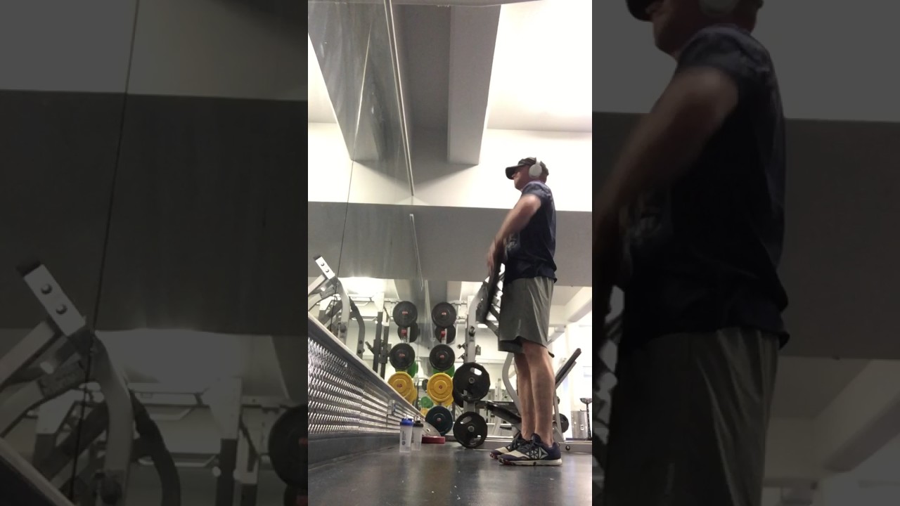 Plate upright rows - YouTube