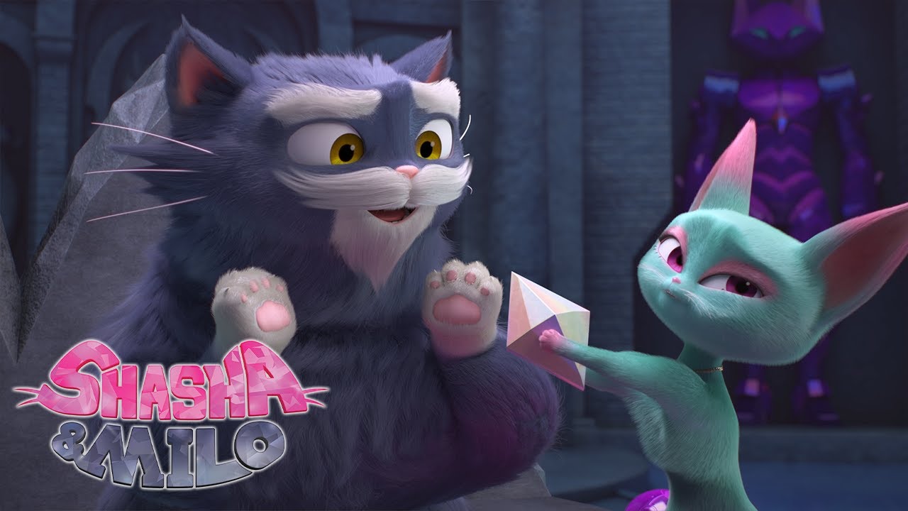 Lord Luca’s Cat Chase 🤺 | Shasha & Milo - YouTube