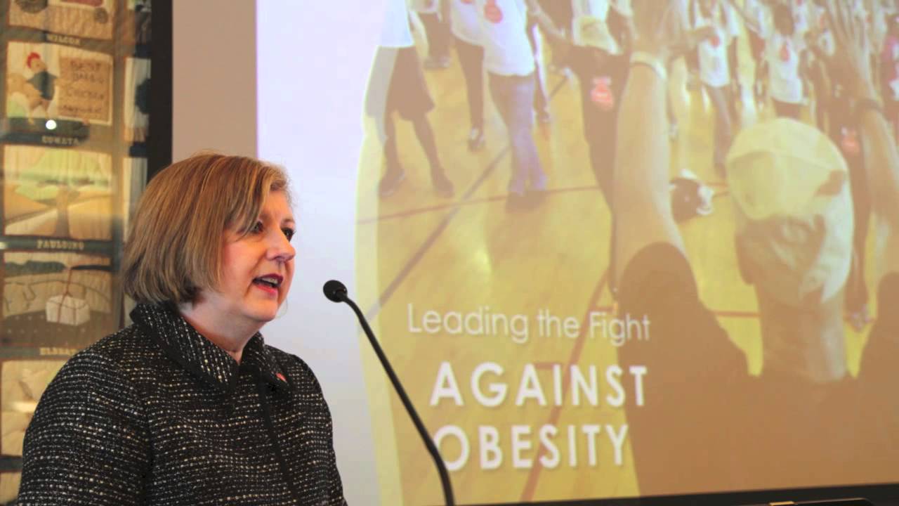 Lucy Reid, Coca-Cola - YouTube