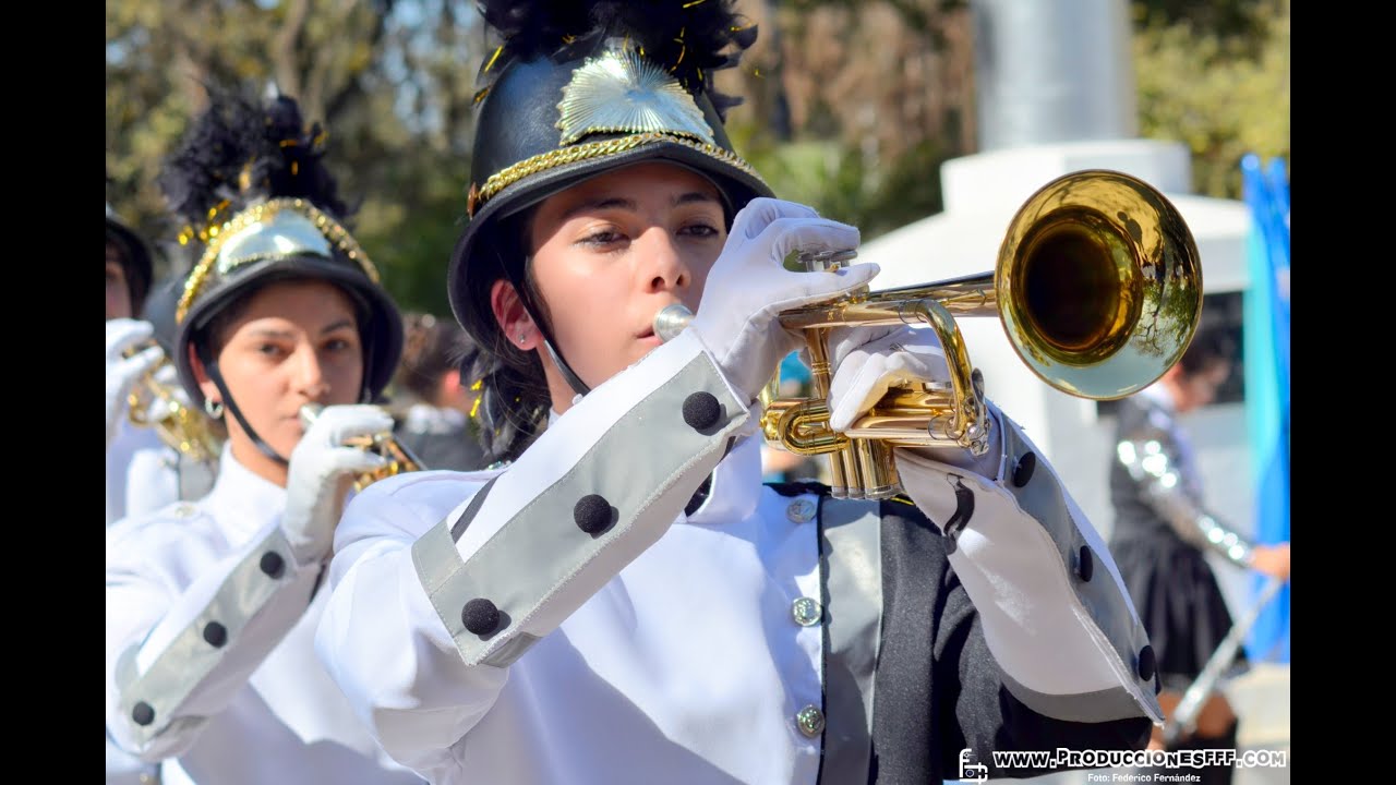 Wilband Uruguay Banda Show Marchante de Montevideo. - YouTube