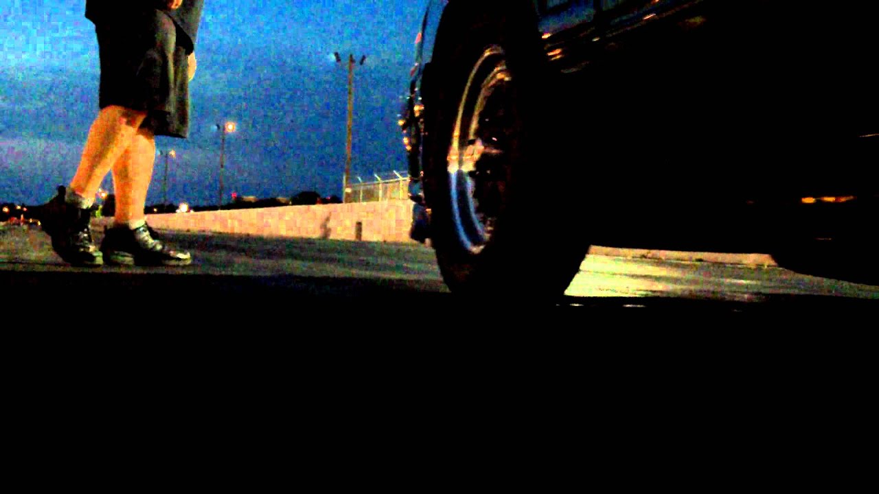 Walter Drakeford @ Showtime Dragstrip Dragstrip 1st hit off the trailer ...