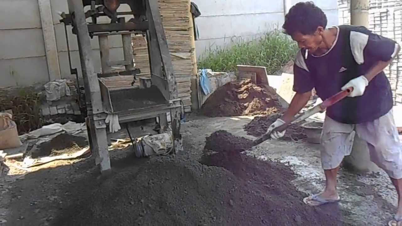 Mesin Batako Press Murah dan Awet - YouTube