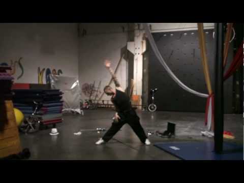 Marcello Bravo beim Training - YouTube