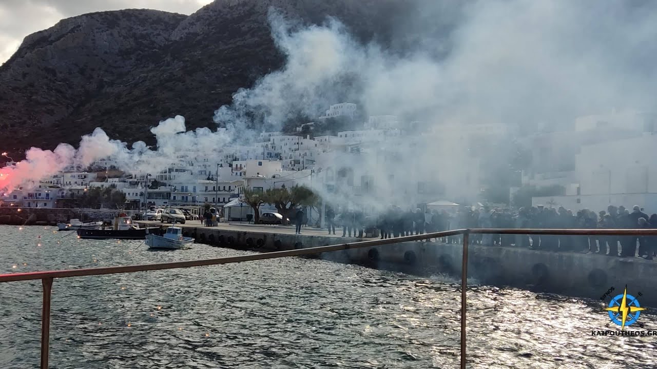 Θεοφάνεια 2022 στο λιμάνι της Σίφνου - YouTube