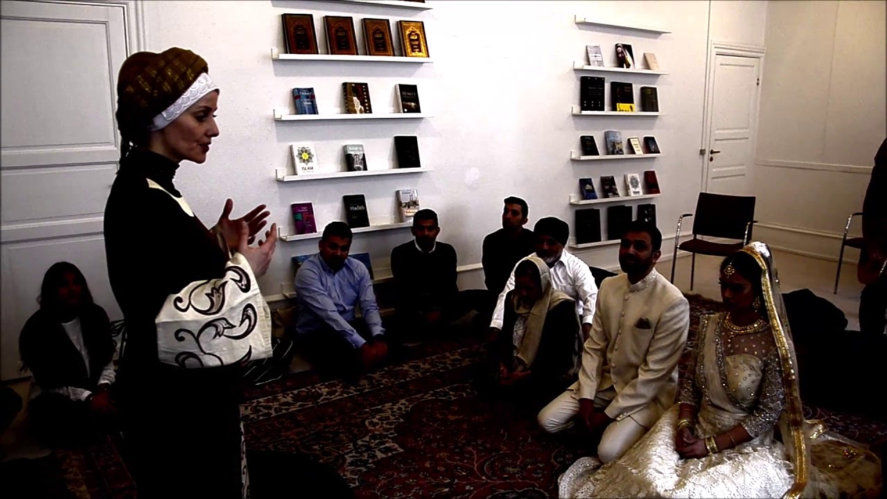 Wedding in the Mariam Mosque - YouTube