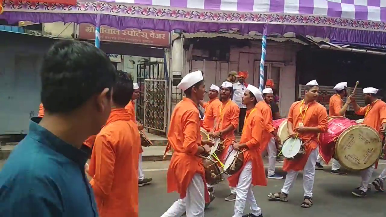 Pune Ganpati Mirvnuk Video 2018 - YouTube