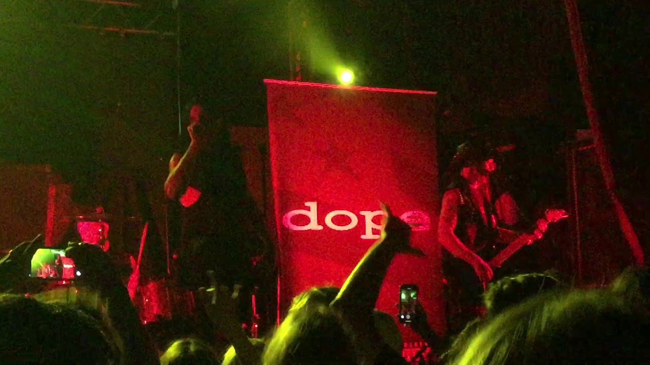 Dope plays You Spin Me Round at The Opera House in Toronto. - YouTube