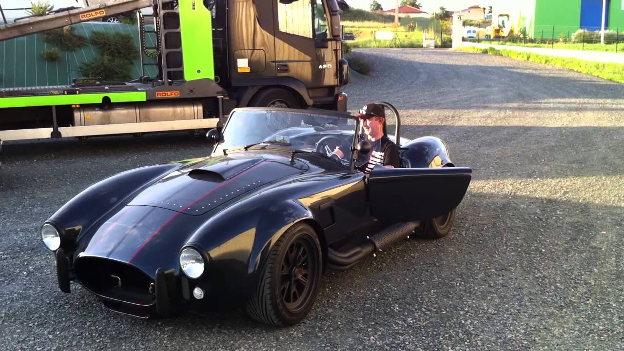 AC Cobra Black Mamba - YouTube