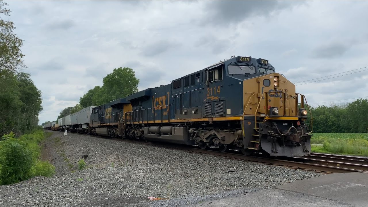 CSX Q002 High Priority UPS Train speeds through Jordan, NY (7/1/21 ...