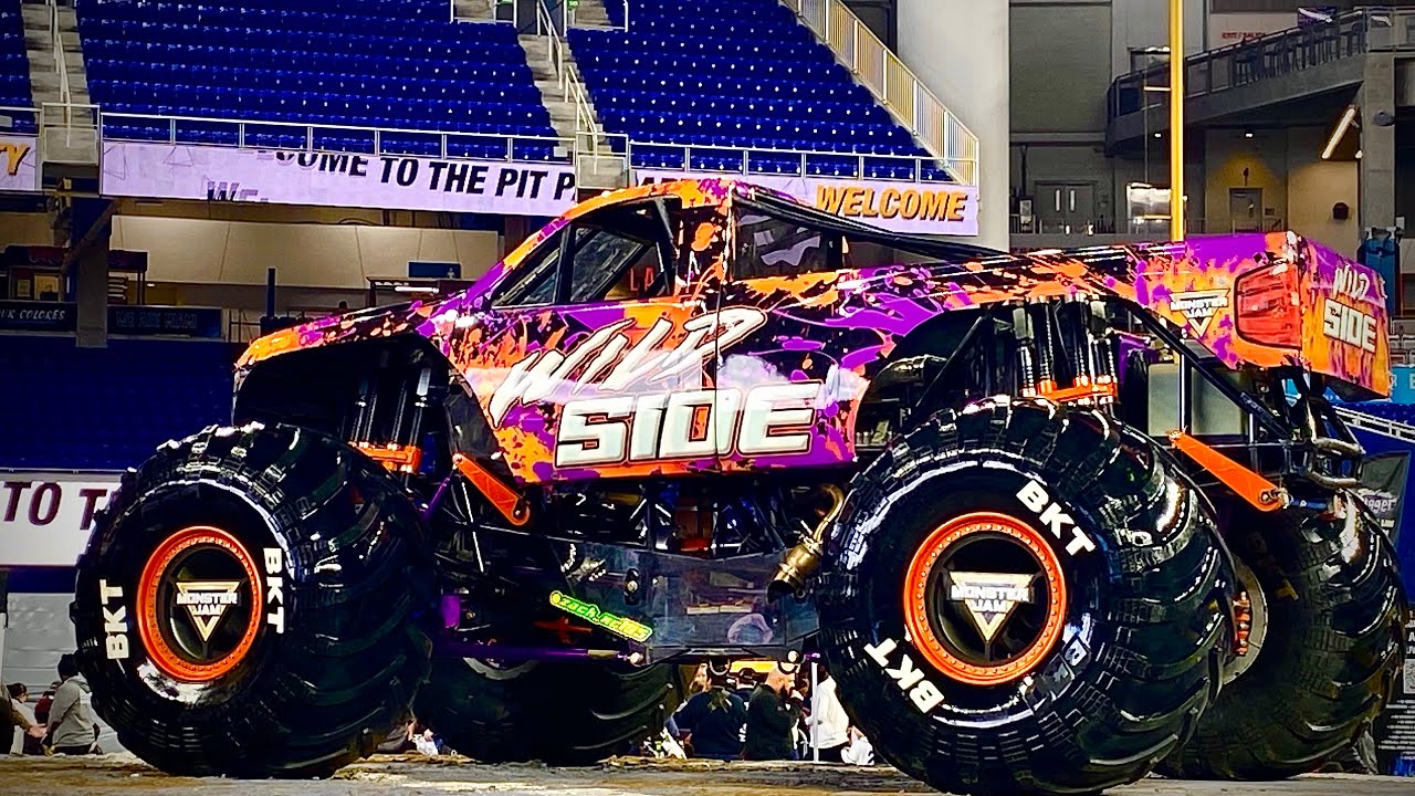 Monster Jam Miami, FL 2025 (2 Wheel Skills Challenge Highlights) Show 1 ...