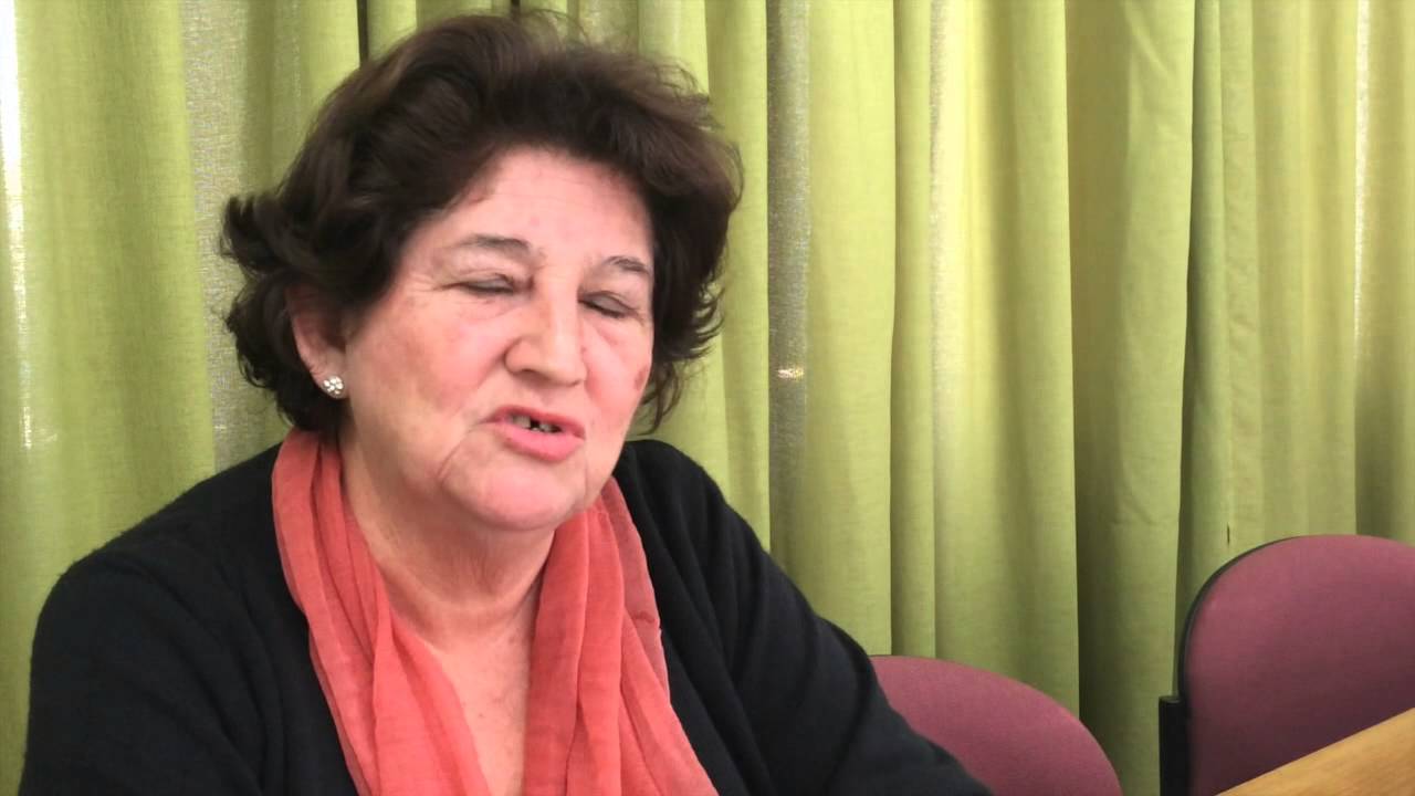 Leonor Castro - YouTube