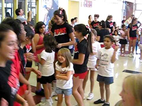 JBHS Cheer Camp I - YouTube