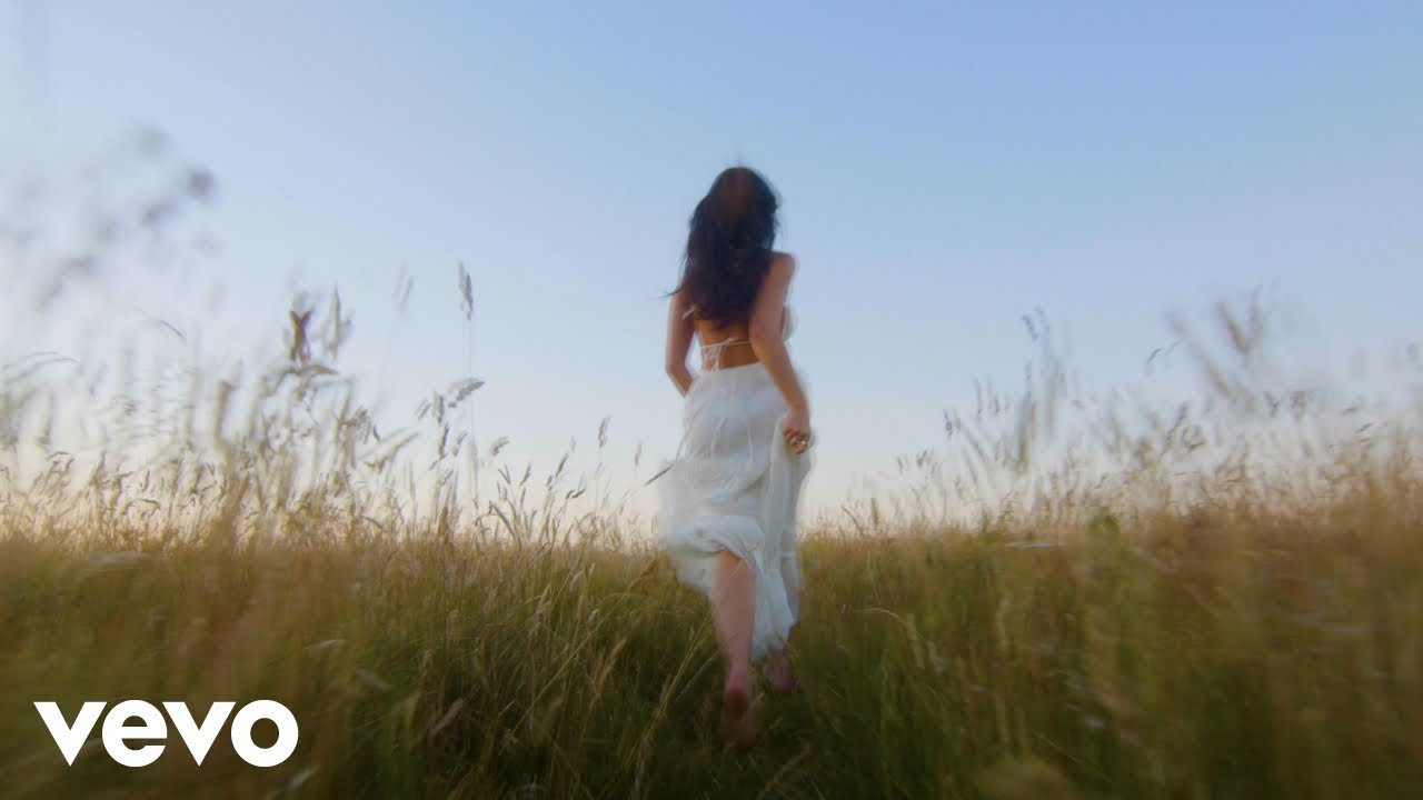 Fia Moon - Back To Me - YouTube Music