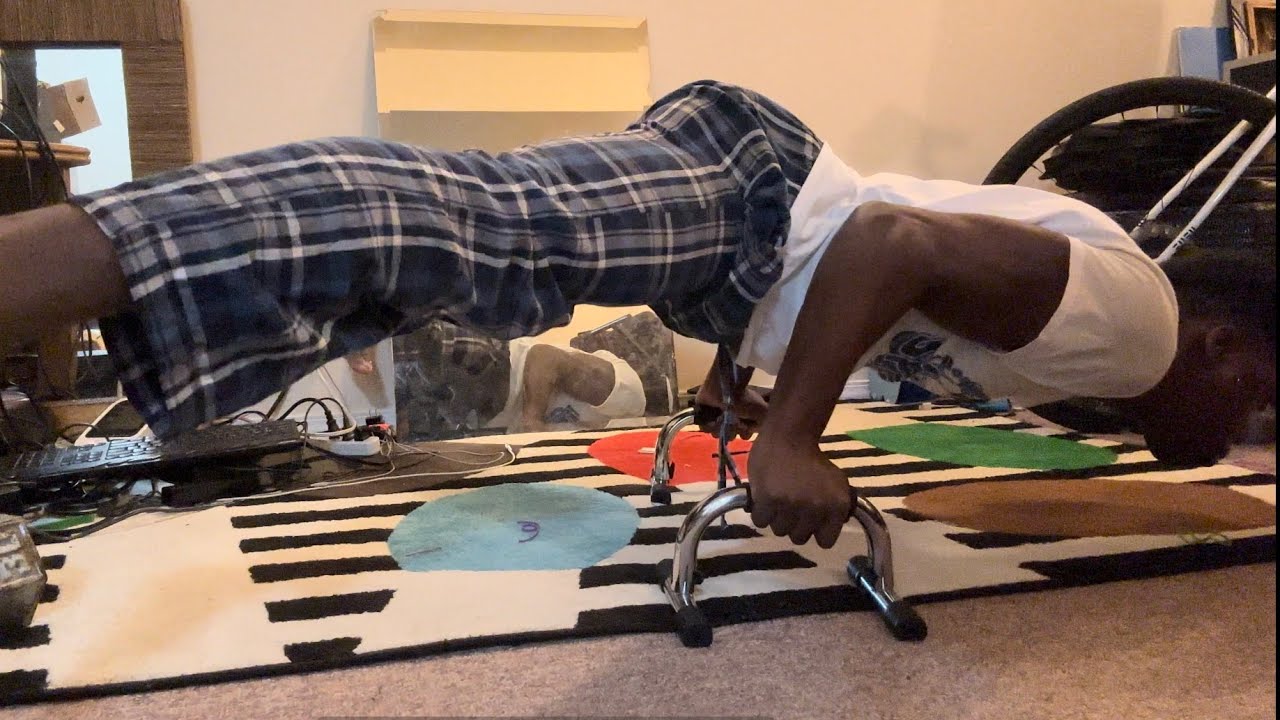 Day 9 - Winter Break Training (Bent Arm Planche) - YouTube