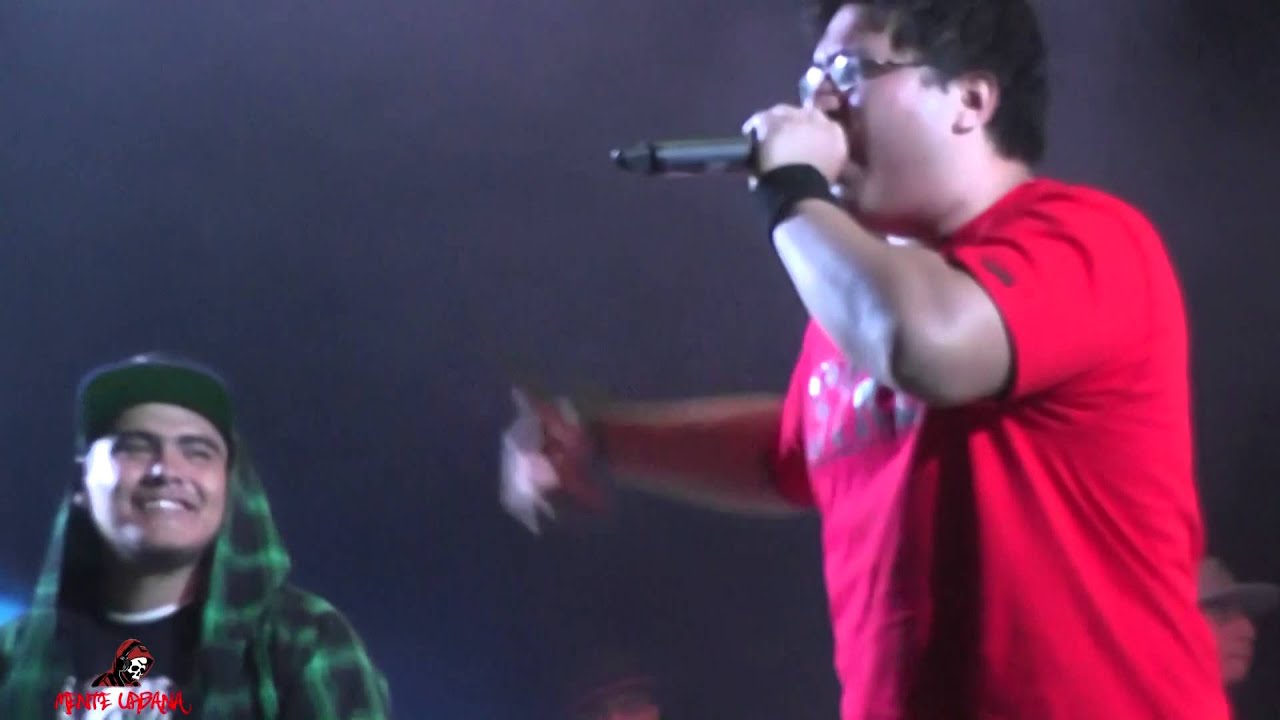 ACZINO VS RC TFK 4tos RedBull Batalla de Gallos 2014 México - YouTube