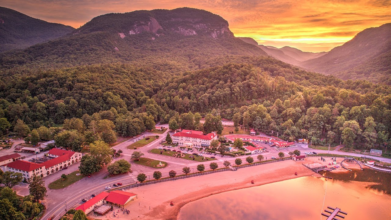 Beautiful Lake Lure Inn Wedding | The 1927 Lake Lure Inn | Lindsey + JR ...