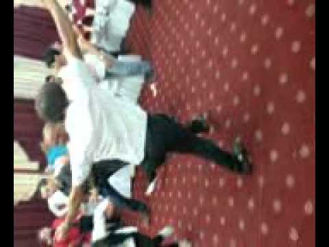 Celilabadli kamran qafqazlilarin hamisini yordu!