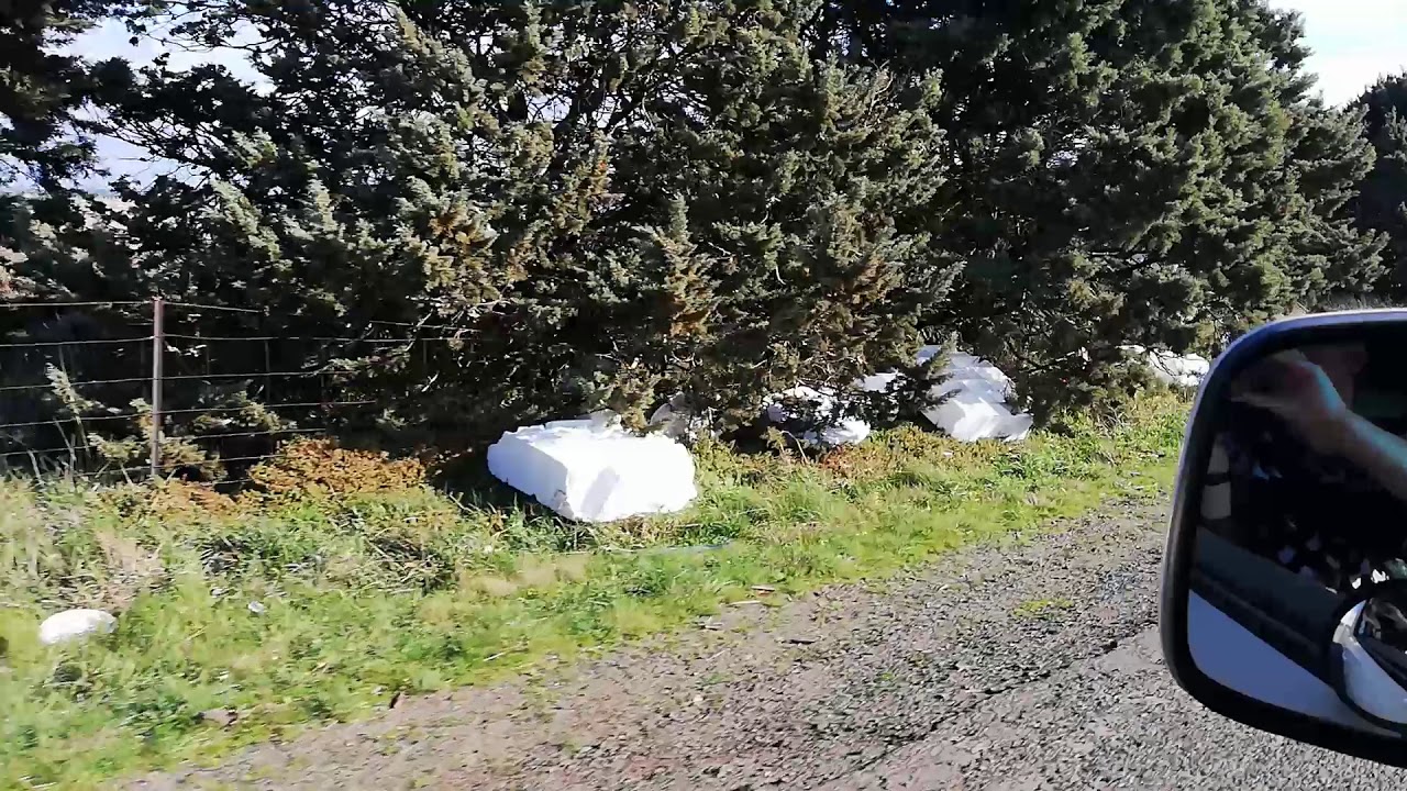 So much garbage blowing about in the wind! - YouTube