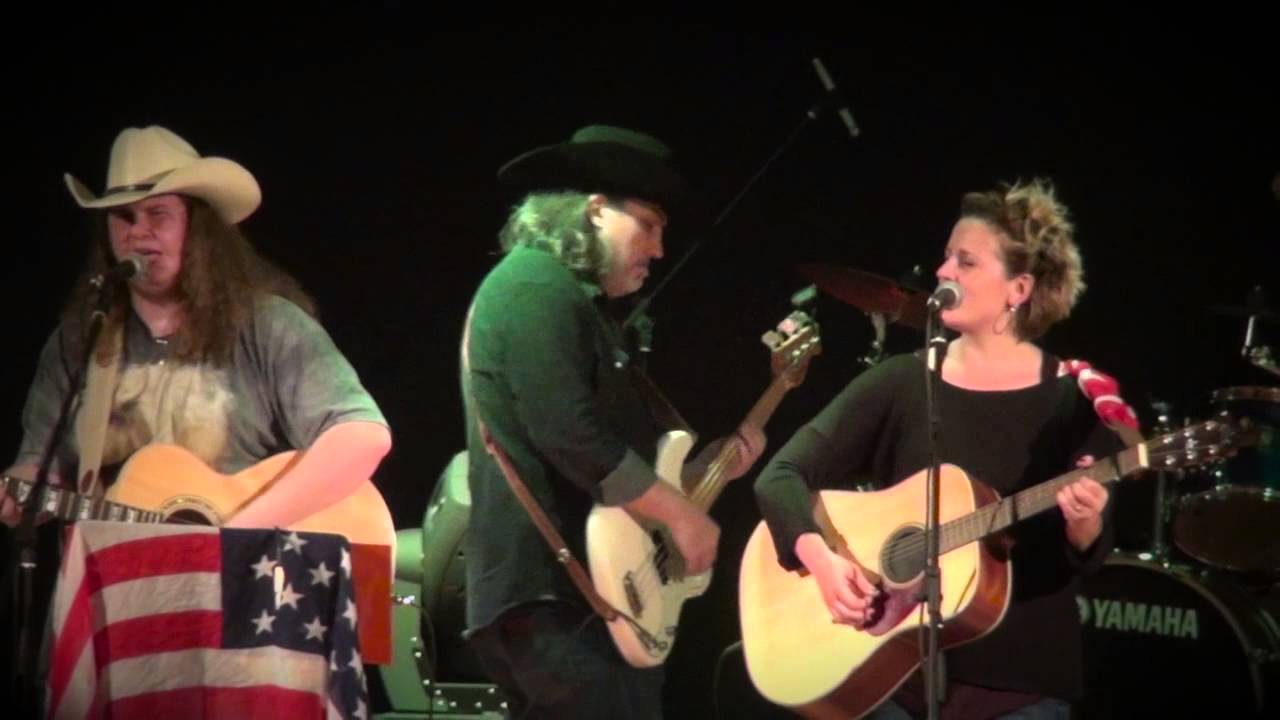 Wagon Wheel-Country Strong Band - YouTube
