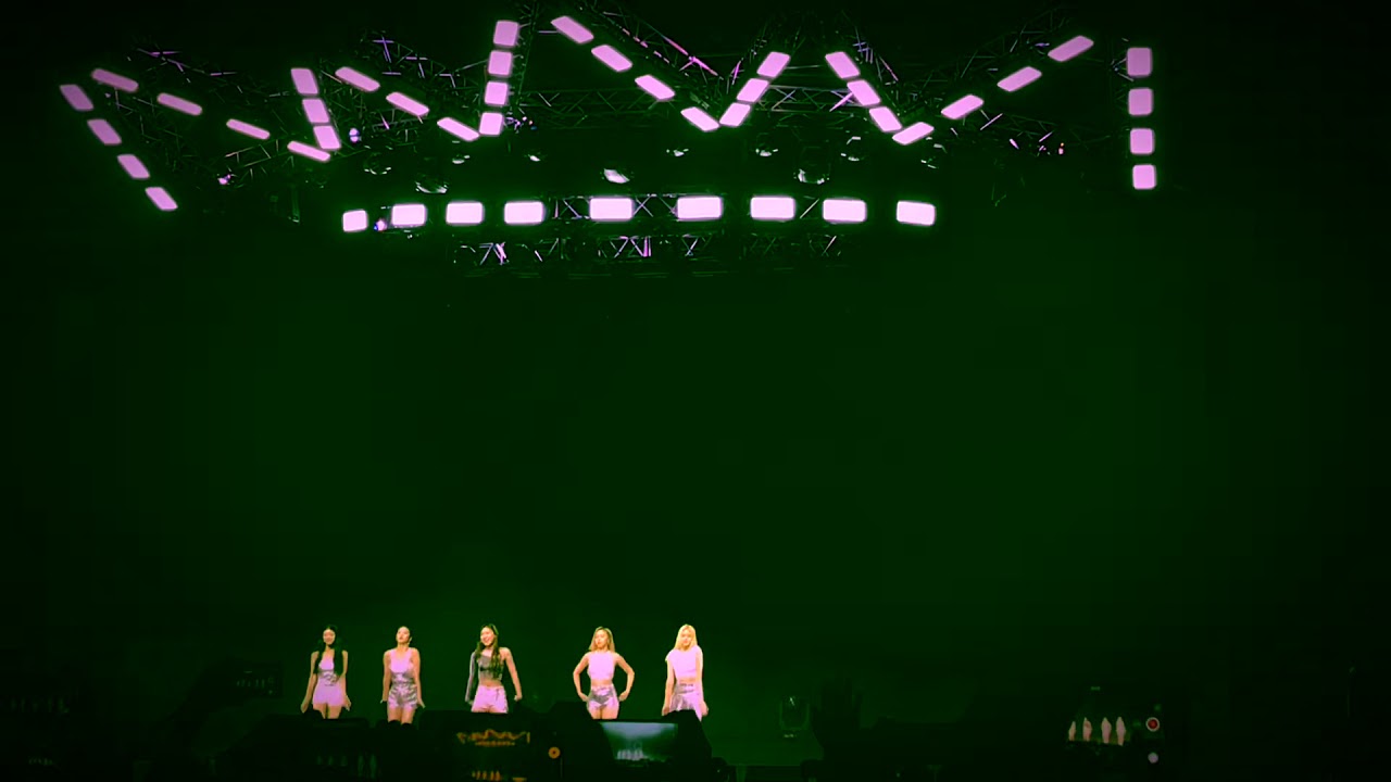 ITZY SHOWCASE IN MANILA HIGHLIGHTS - YouTube
