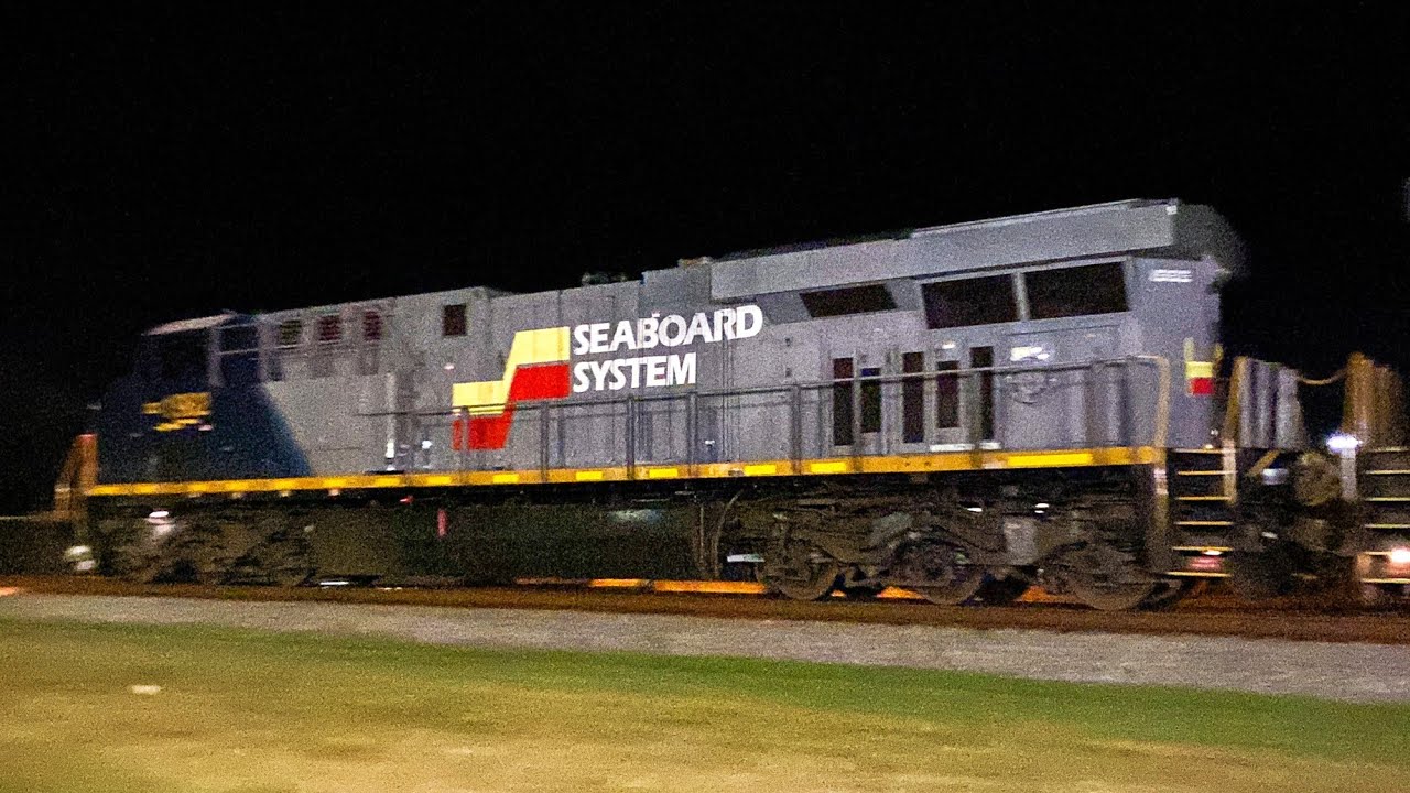 Seaboard System Heritage 1982 Leads I032 North - YouTube