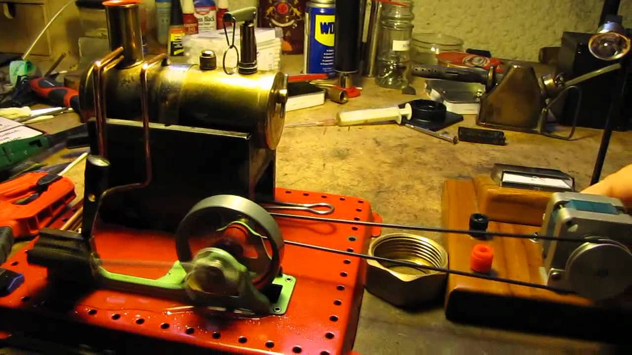 Mamod SE2a model steam engine driving Blue Thunder generator - YouTube