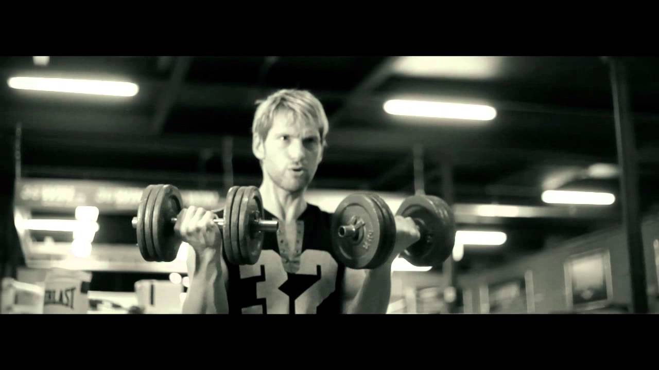 Gene Thomas officiële clip " waarom " uit album " Ontvlambaar " - YouTube