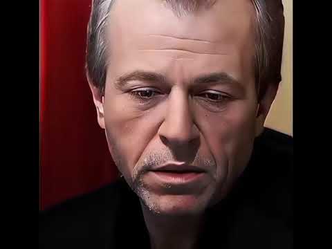 İskenderin  vatan sevgisi Polat Alemdar dan büyük