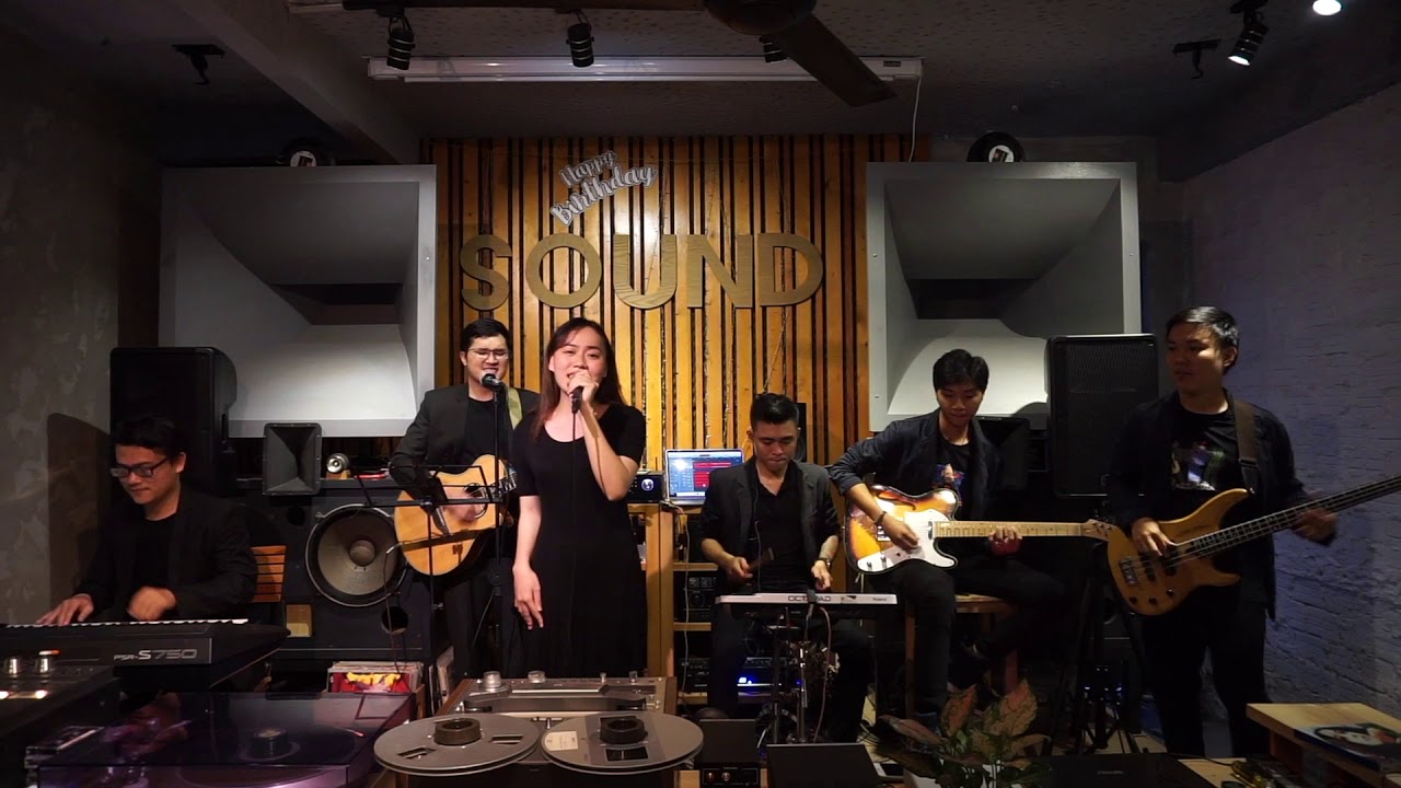 Dancing Queen - Wasabi Band live (ABBA) - YouTube
