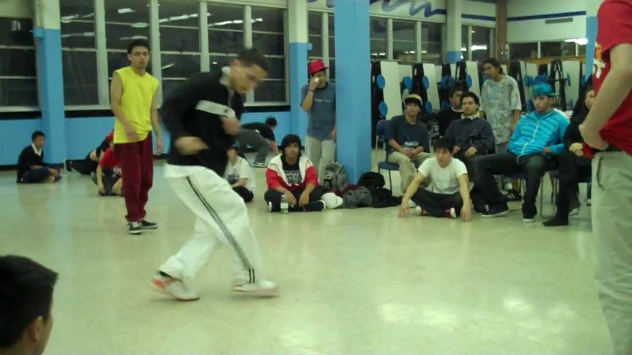 Gavilan & Paco v Jose & Maxilax - YouTube