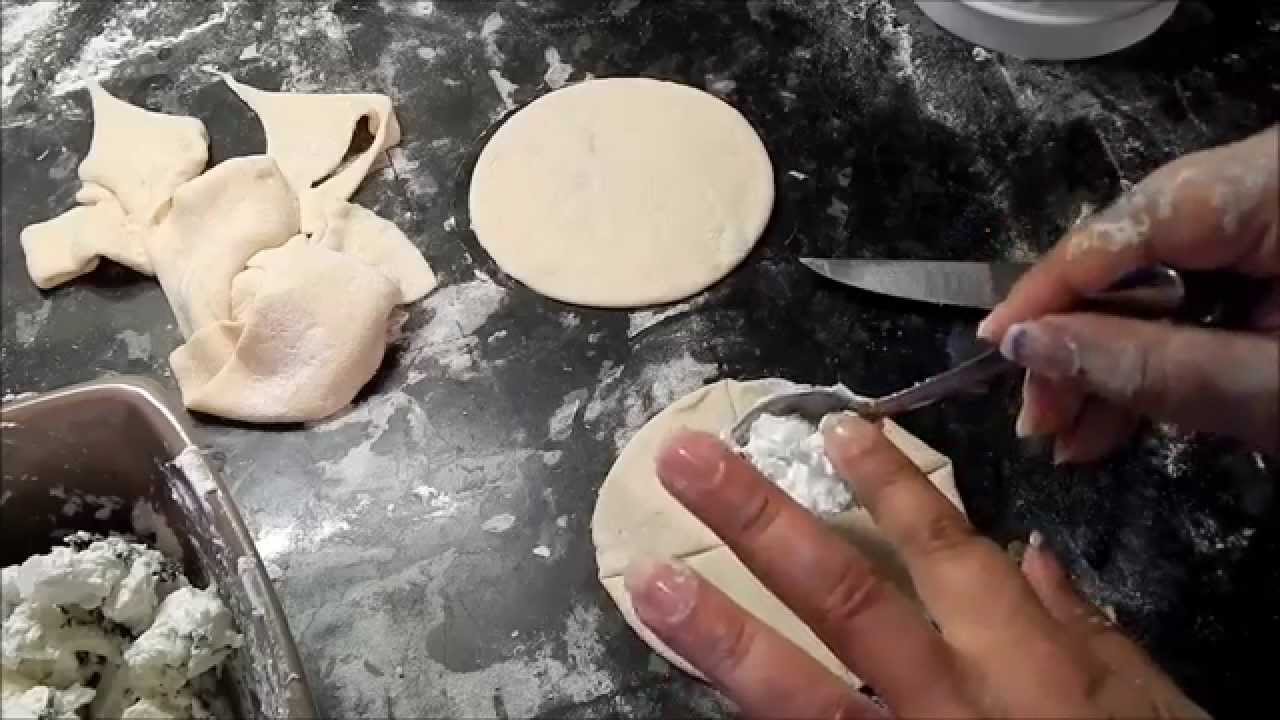 معجنات مختلفة بعجينة العشر دقائق * اطيب الاكلات العراقية * Mouajanat ...