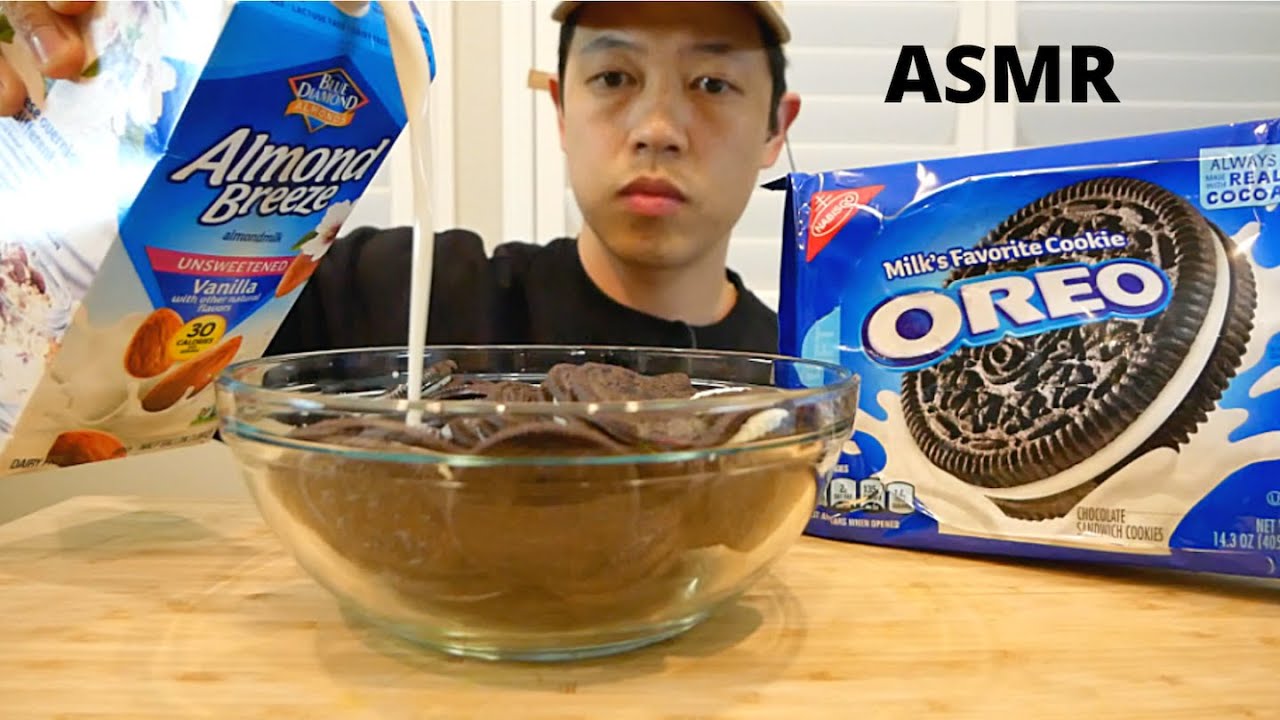[ASMR] OREO COOKIES & MILK - YouTube