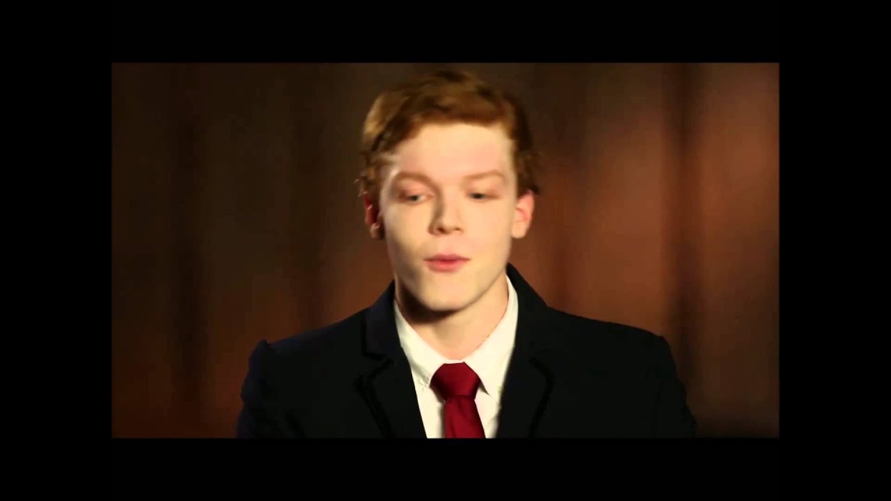Cameron Monaghan interview vampire academy - YouTube