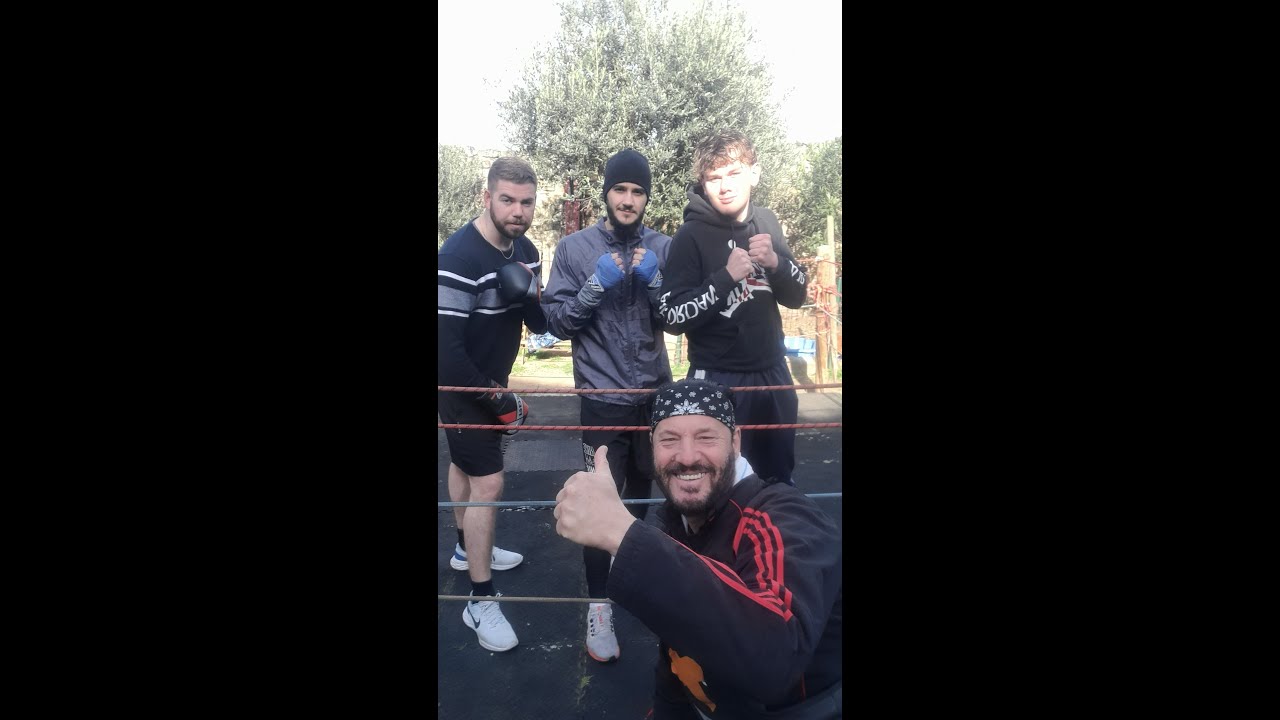 on enchaîne avec le retour de Rapha et Alexandre pour l'exhibition bien les gars - YouTube