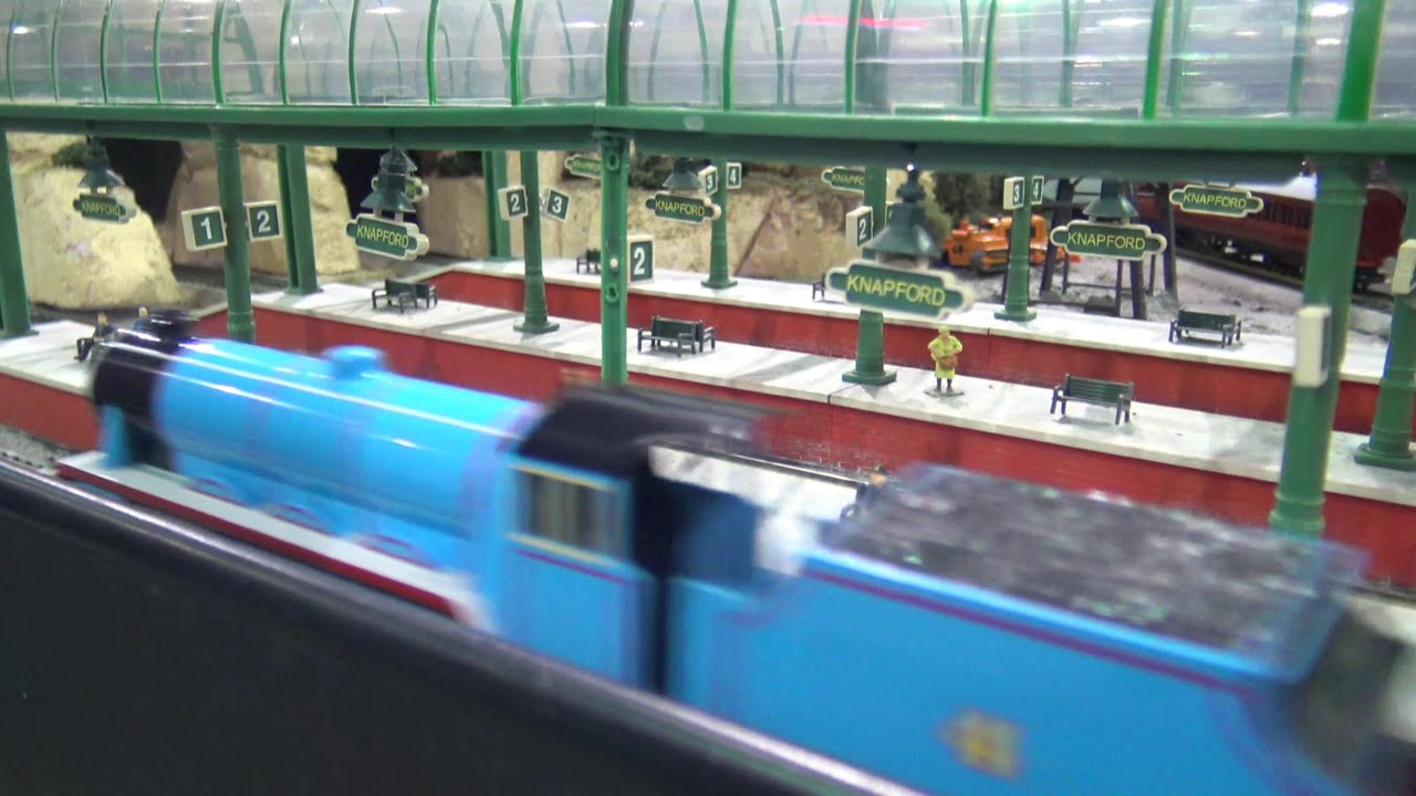 Bachmann Knapford Station, Gordon's Express, Henry And Oliver HO Scale ...