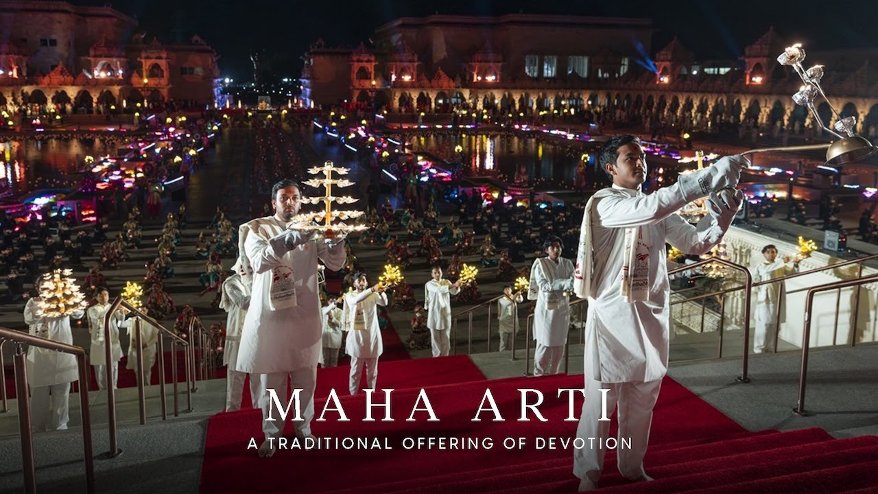 15 - Maha Arti: A Traditional Offering of Devotion - YouTube