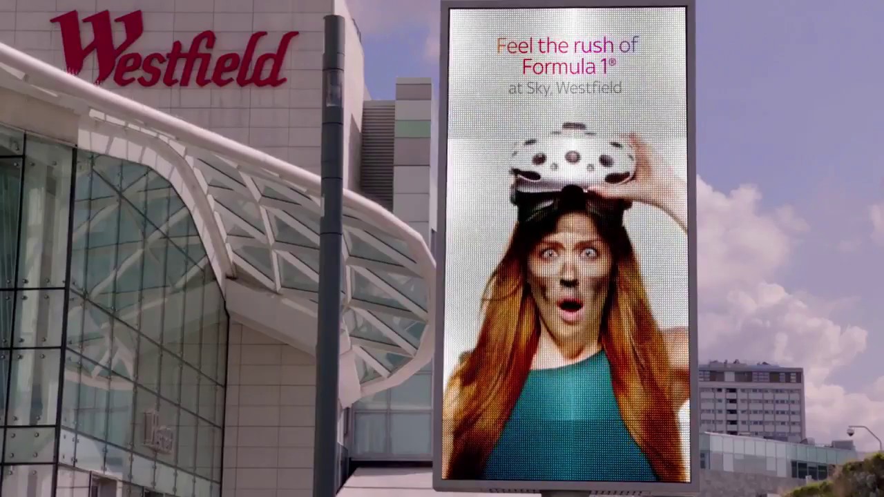 SKY 4D VR Campaign- Ariane Sallis - YouTube