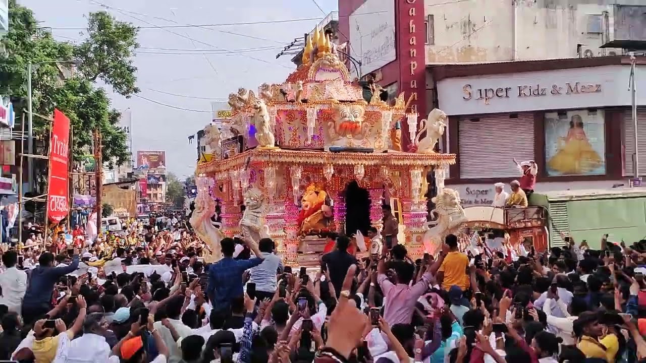 Shrimant Dagdusheth Halwai Ganpati visarjan miravnuk. 2022 - YouTube