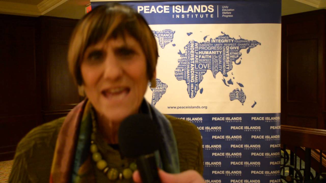 Congresswoman Rosa DeLauro - Statesperson of the Year 2016 - YouTube