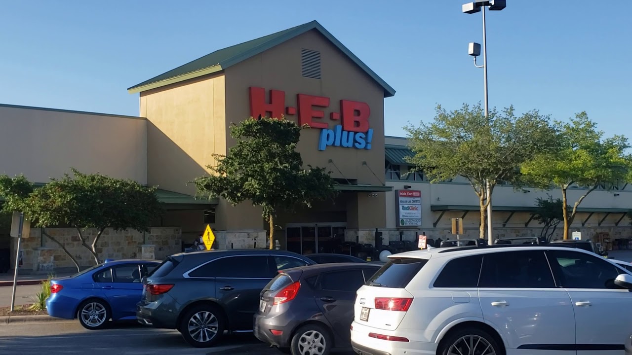 HEB, Wasks No Longer Required, Outdated Sign Remains on Door - YouTube
