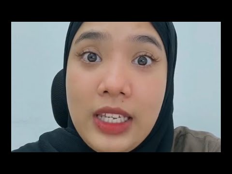 Peminat cilik beli makeup di kedai Rozyana Roslan - YouTube