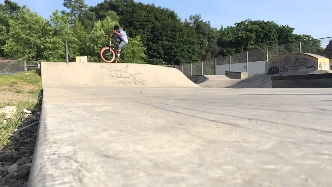 BMX 180 Fly Out [Fast and Slow Motion] - YouTube
