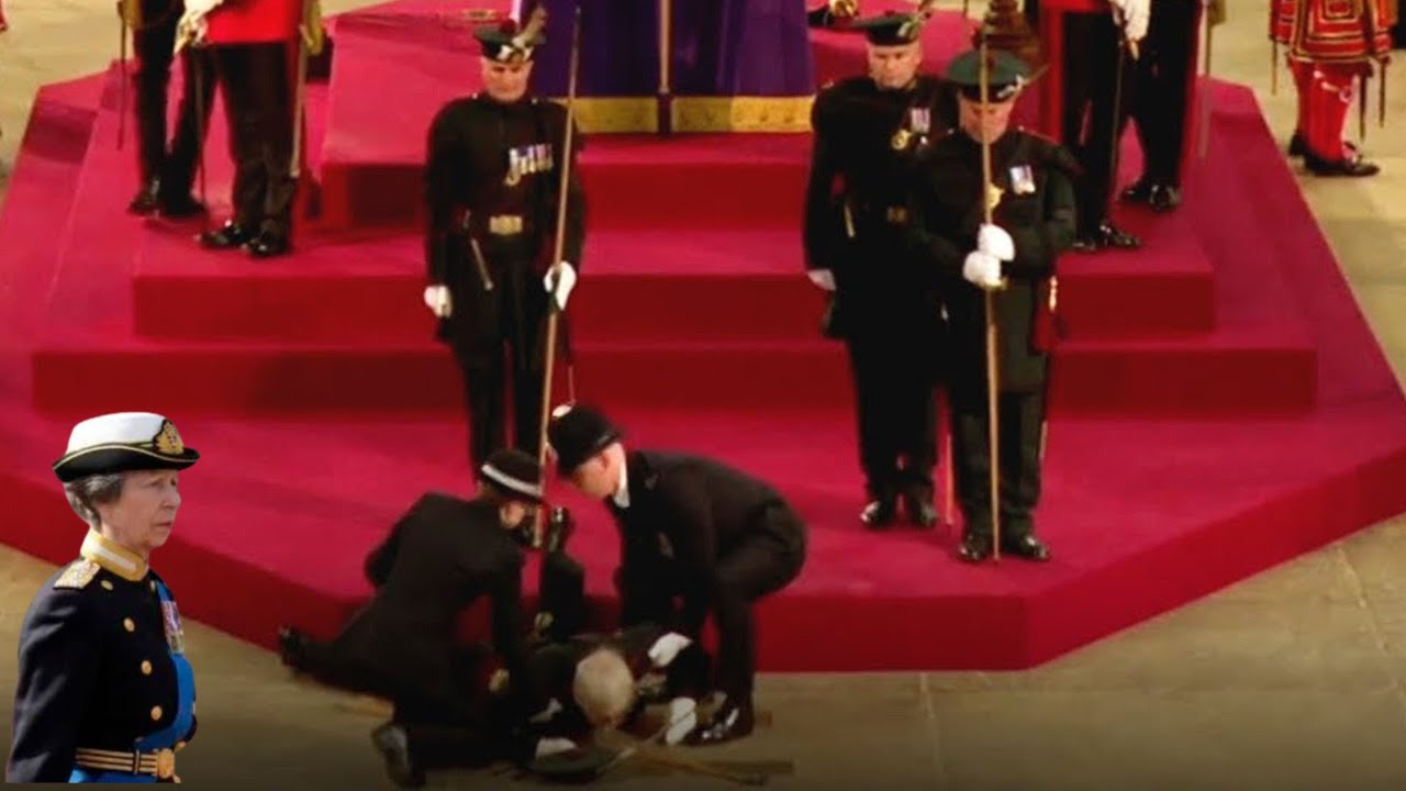 A Royal Guard Collapsed in front of Queen's Coffin || CB + || - YouTube