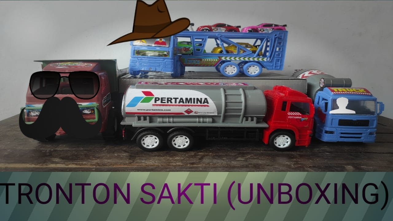 Unboxing mobil tronton memawa mobil polisi warna pink, hijau, biru ...