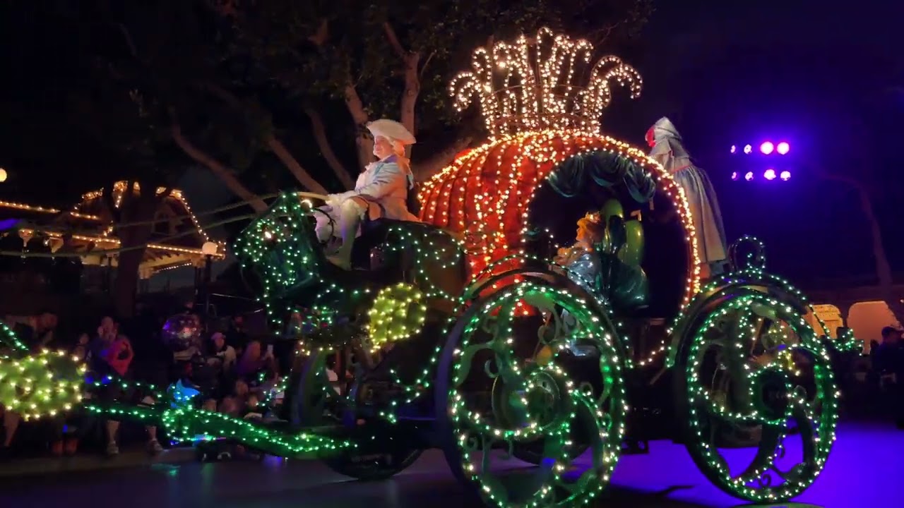 Mainstreet Electrical Parade 50th Anniversary Disneyland Full Parade ...