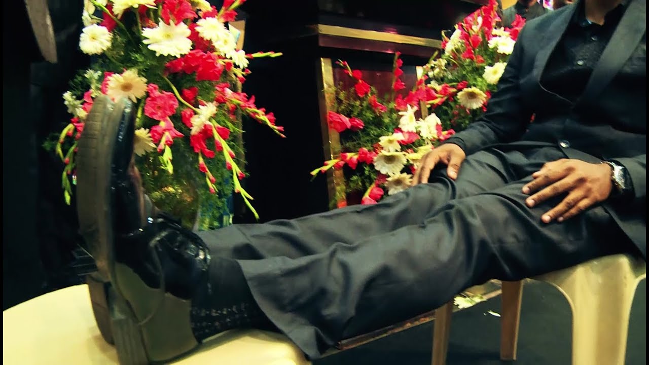 Prophet Charles Ibrahim -Legs lengthen Instantly Supernaturally - YouTube