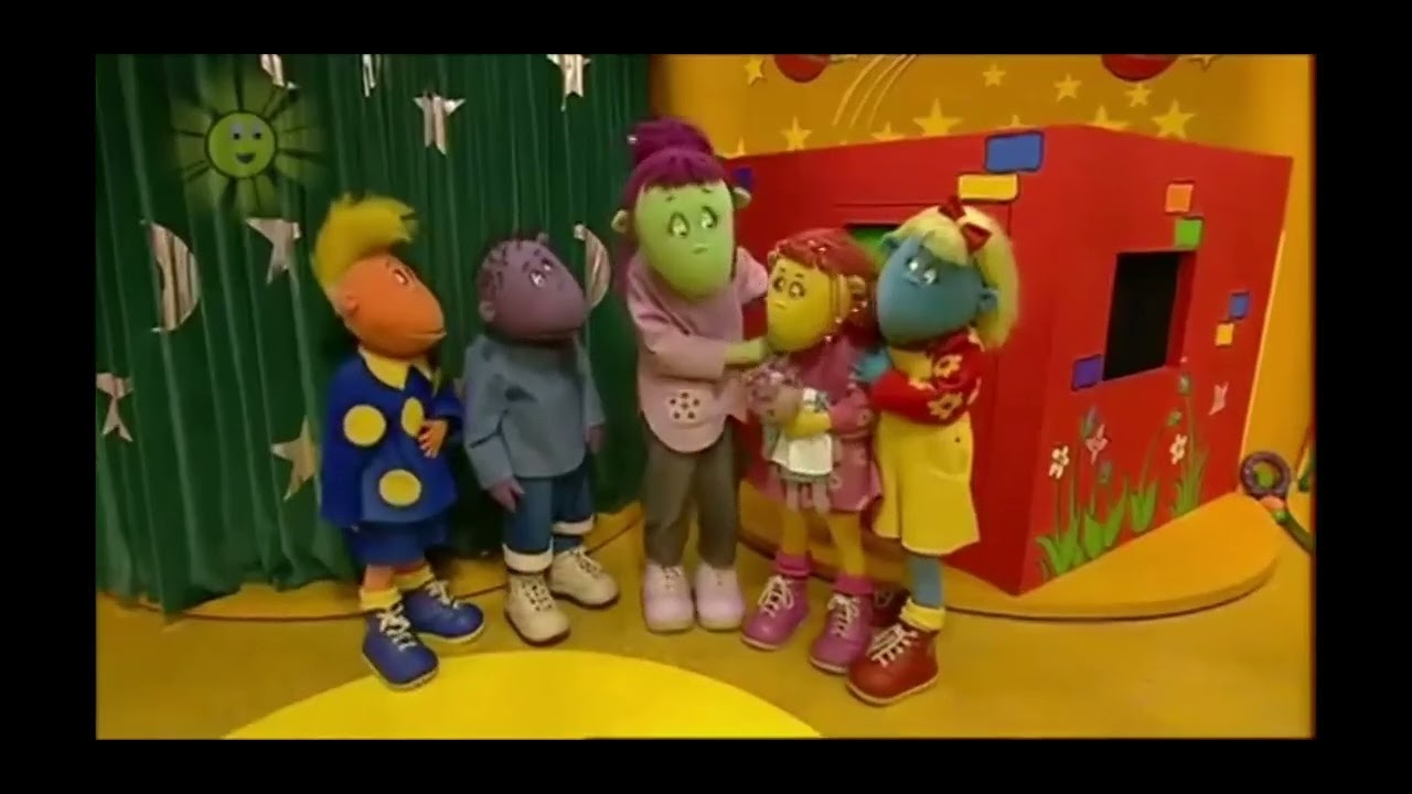 Fizz has a meltdown over dolly's haircut | Tweenies (2002) - YouTube